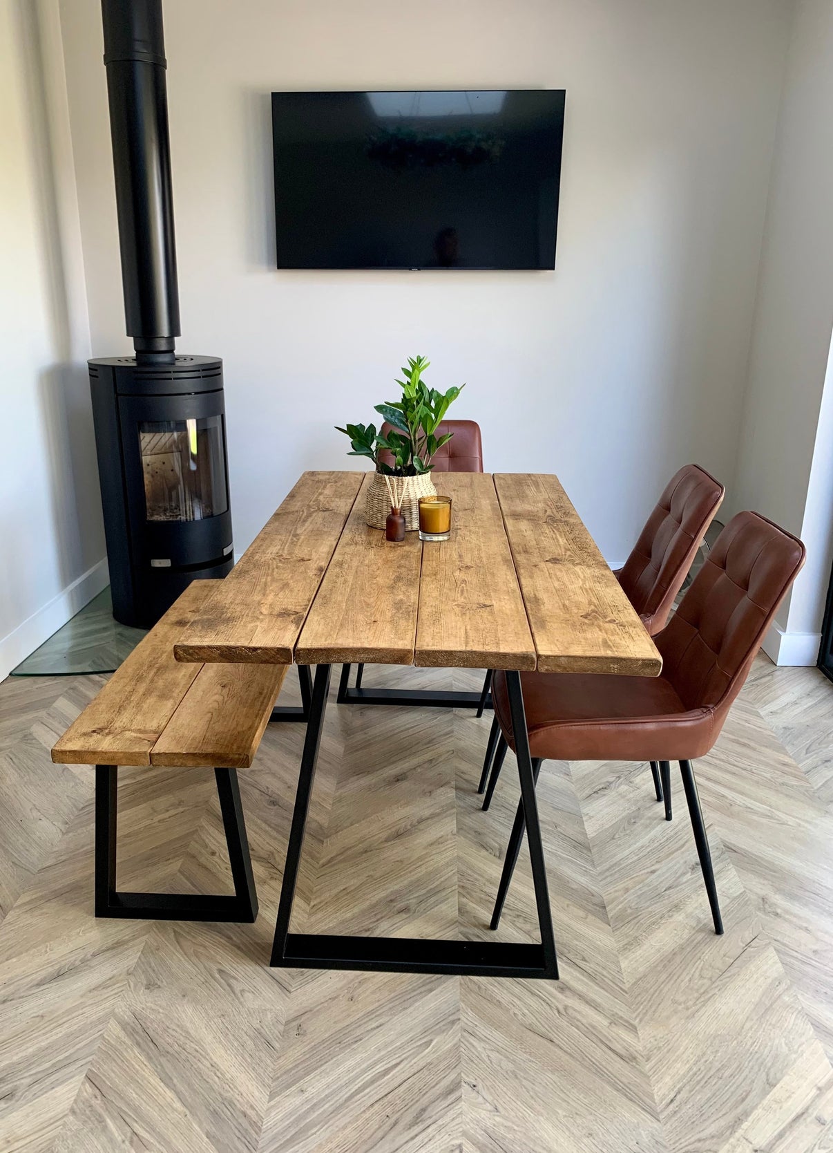 Dining Table - Trapeze Legs – Southdownscreations